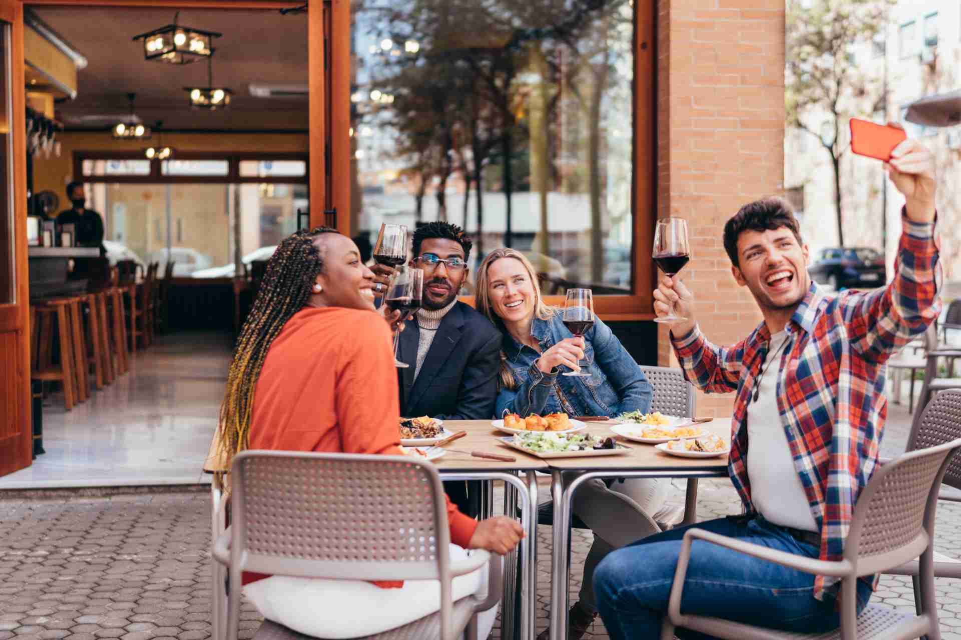 Quel restaurant avec terrasse choisir en ile de France ? - Bonjour Clara